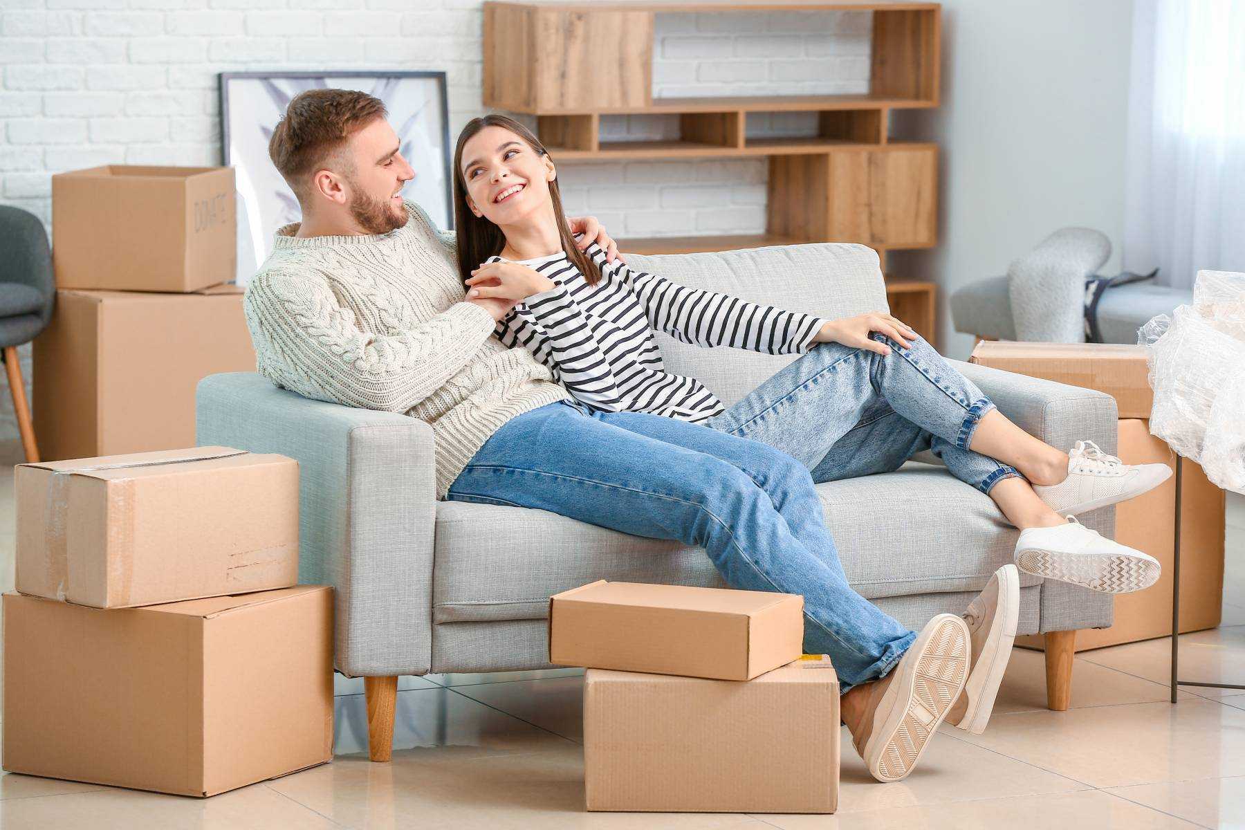 Moving In Together Checklist: 7 Things to Do Beforehand | Parkers